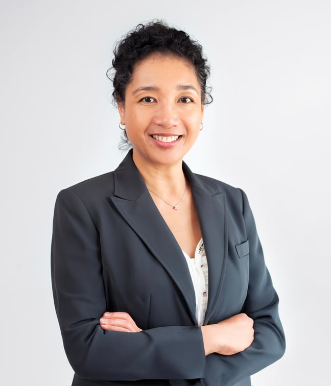 Daravy Son - Financial Advisor